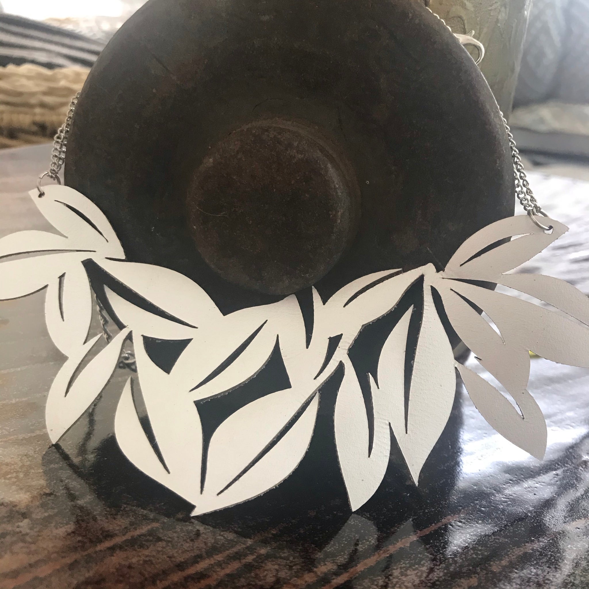 Menta Leaf Collar – Gaucha Chica